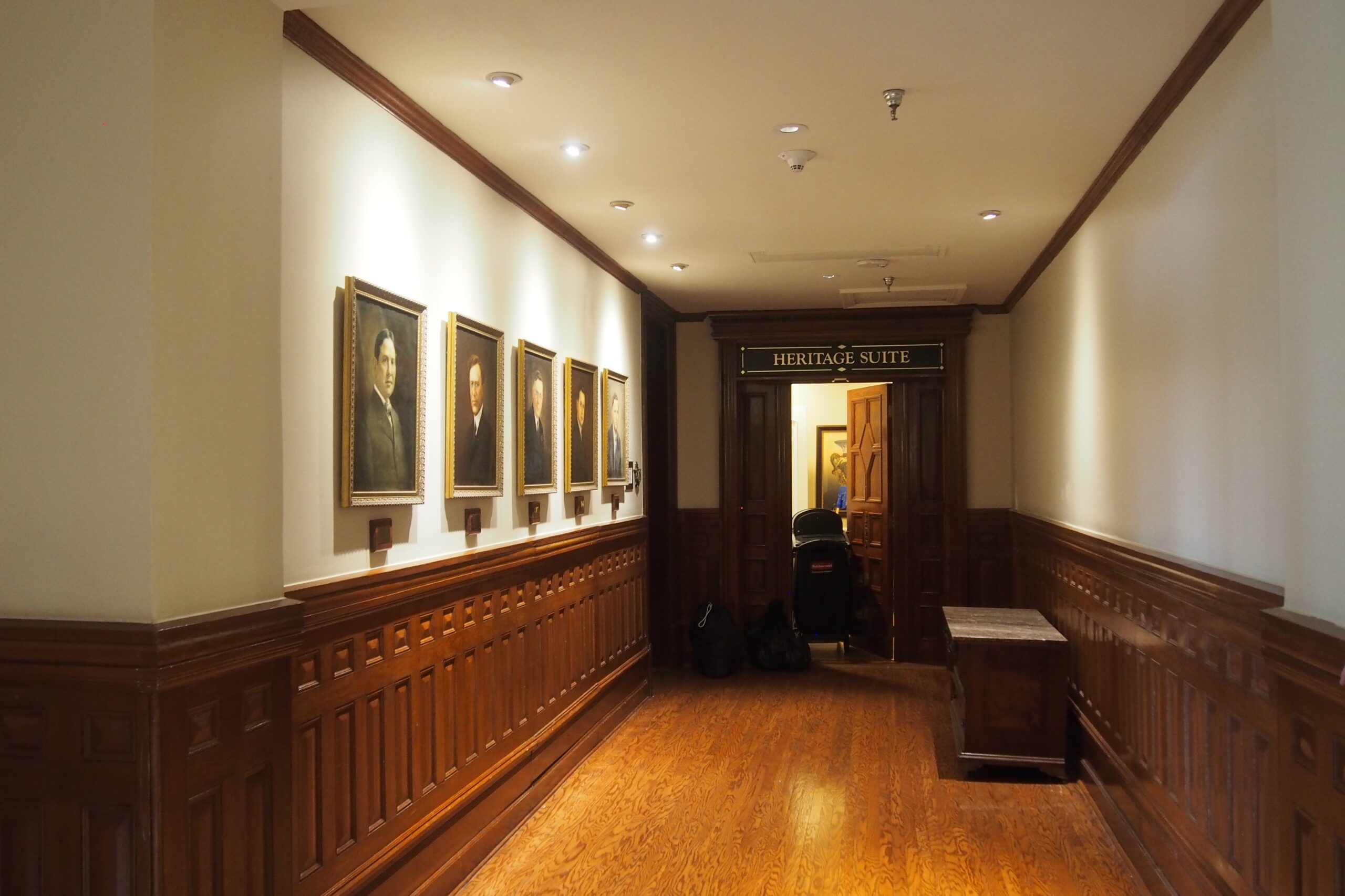 Ghost Encounter at The Driskill in Downtown Austin | Jenifer Vogt